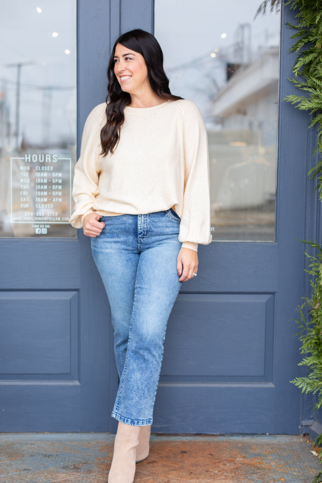 Sweaters – Living In Yellow